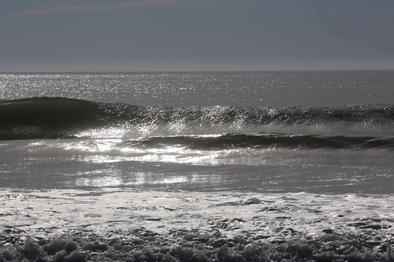 Tuesday 7/08/25 Mid Morning - Surf Station Surf Report