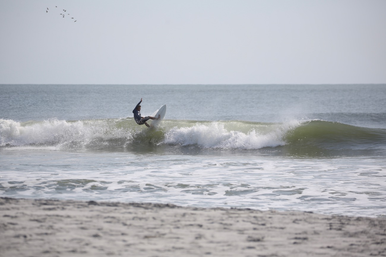 Monday 8/25/25 Mid Morning to Mid Day - Surf Station Surf Report
