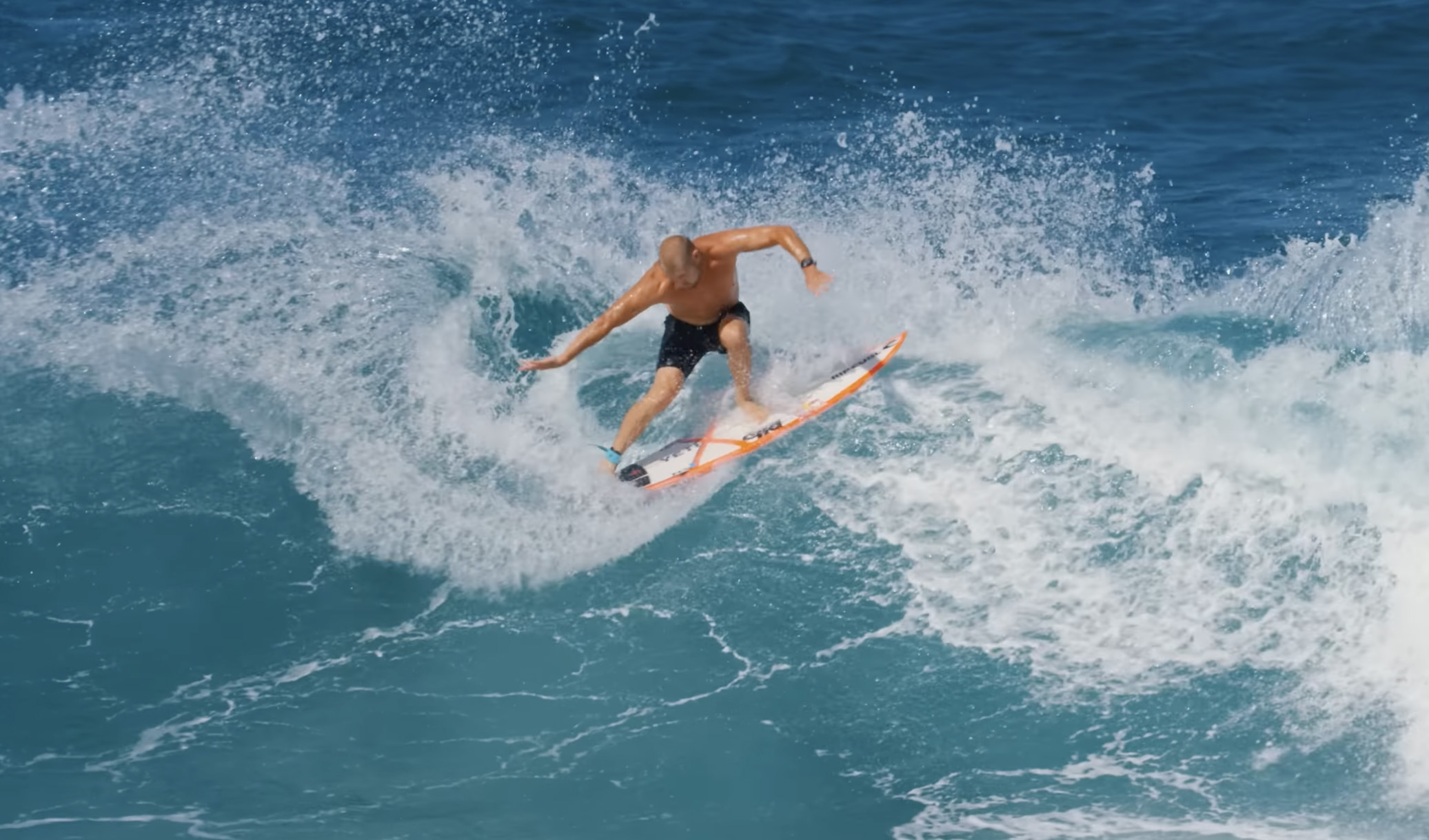 Mick Fanning | Surfing Snapper Rocks, Australia - Surf Station Surf Report